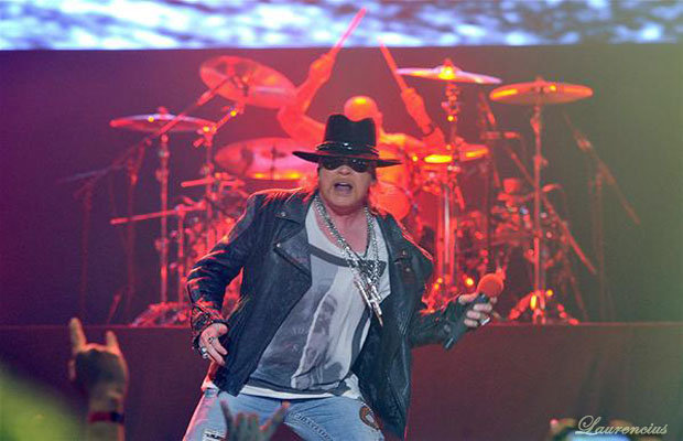 Foto Konser Guns N'Roses di MEIS Ancol Jakarta 2012 - Laurencius