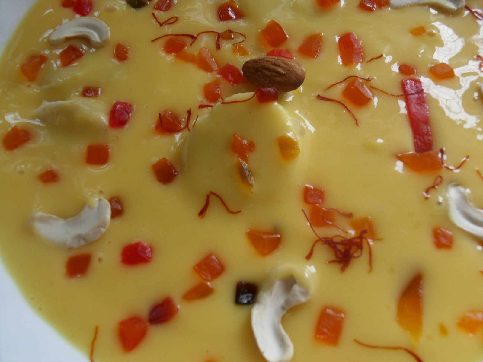 Luscious Indian Recipes: Fruit Custard