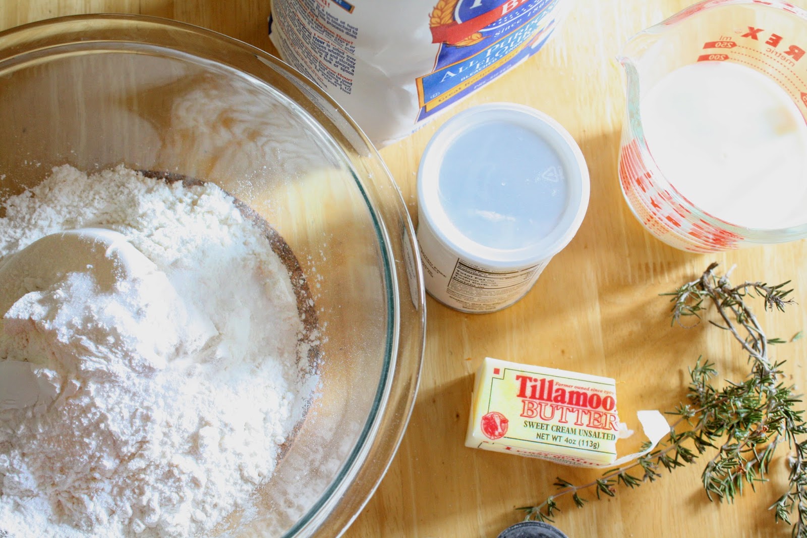 Hello Hungry!: Herb Biscuits