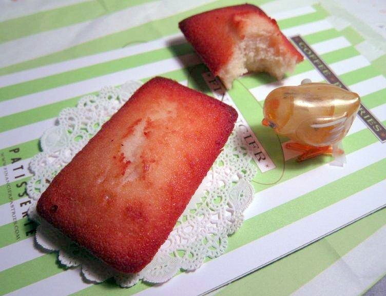 paris breakfasts: Financier Pastries