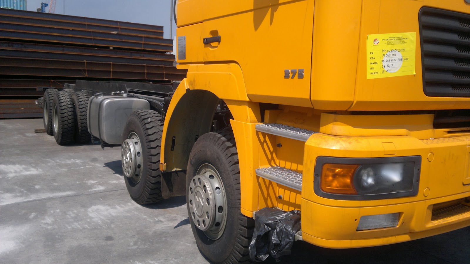 SHACMAN TRUCK INDONESIA: LONG CHASSIS 8x4 SHACMAN TRUCK