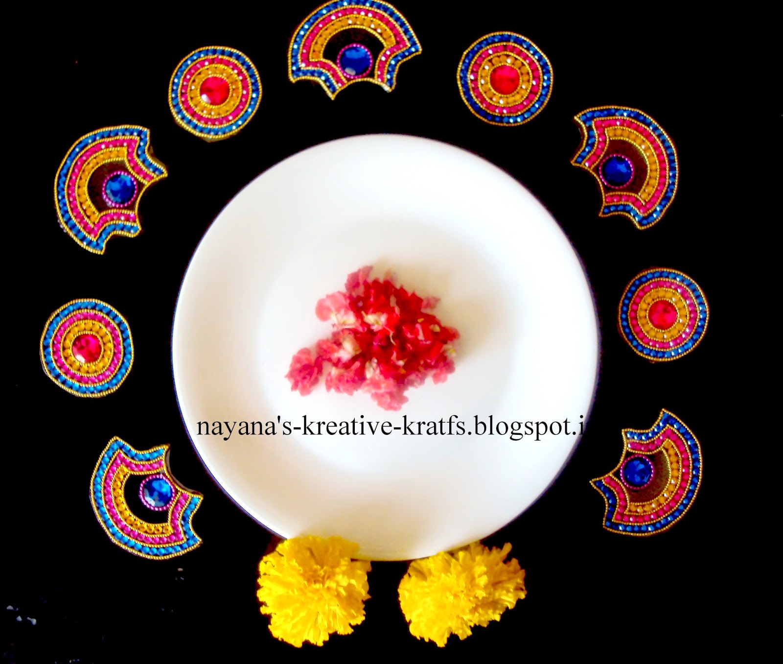 nayana's-kreative-krafts : Mahirap- Decoration around the plate