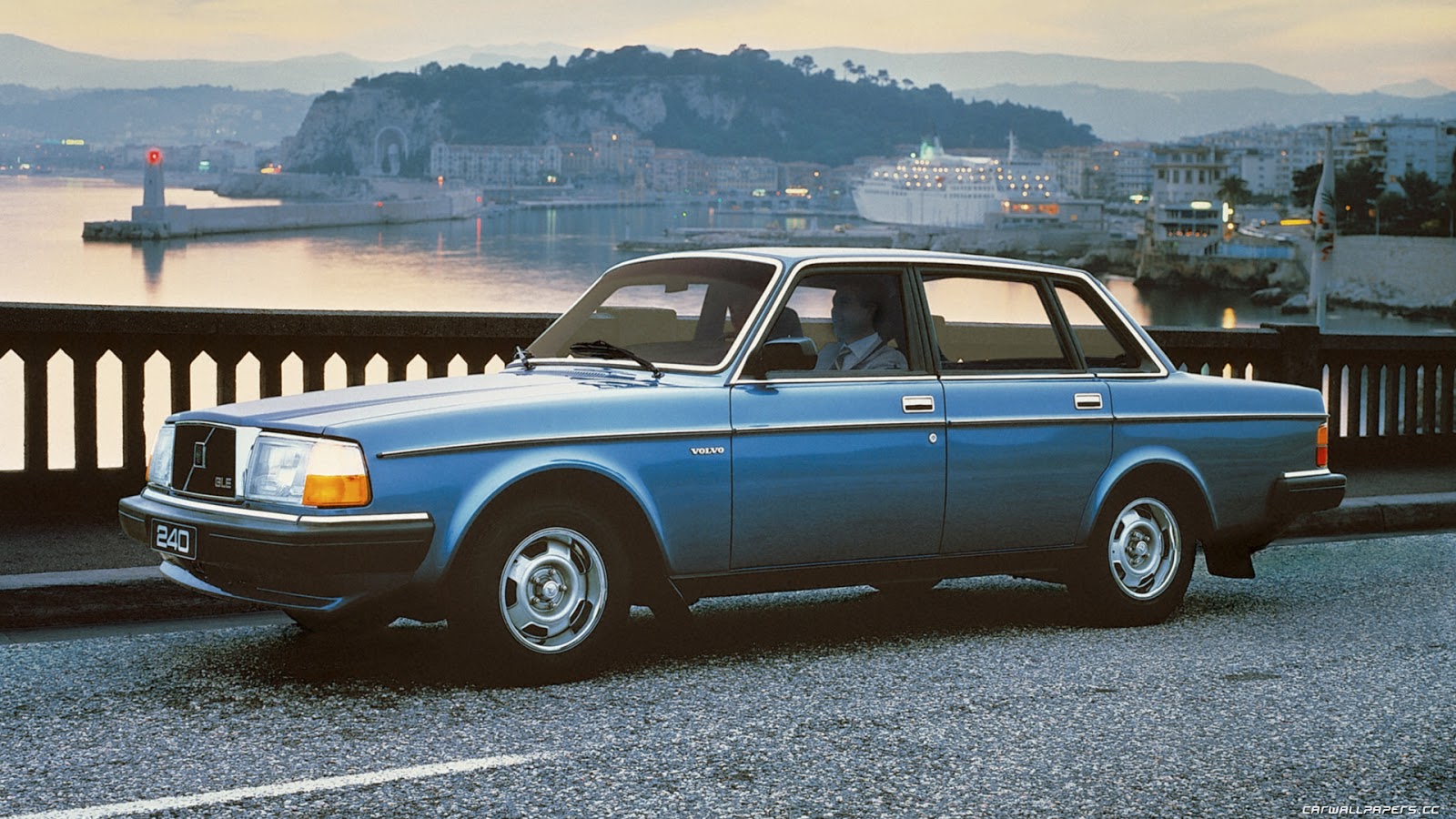 Turystycznie oraz Motoryzacyjne ;) : Volvo 240 ponadczasowa limuzyna ze ...