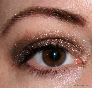 What does chestnut brown eyes look like? | Yahoo Answers