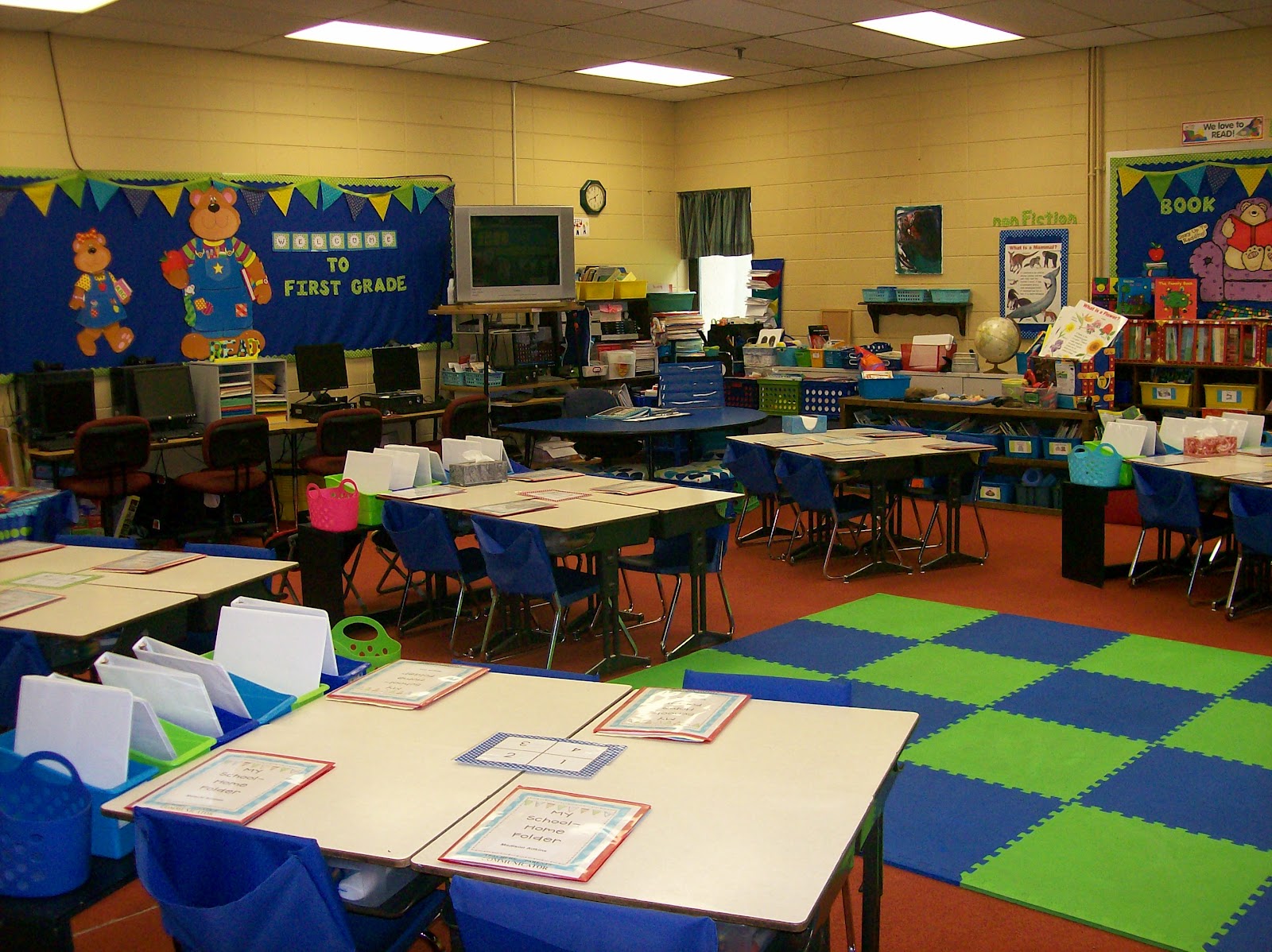 Booky4First: Room Tour