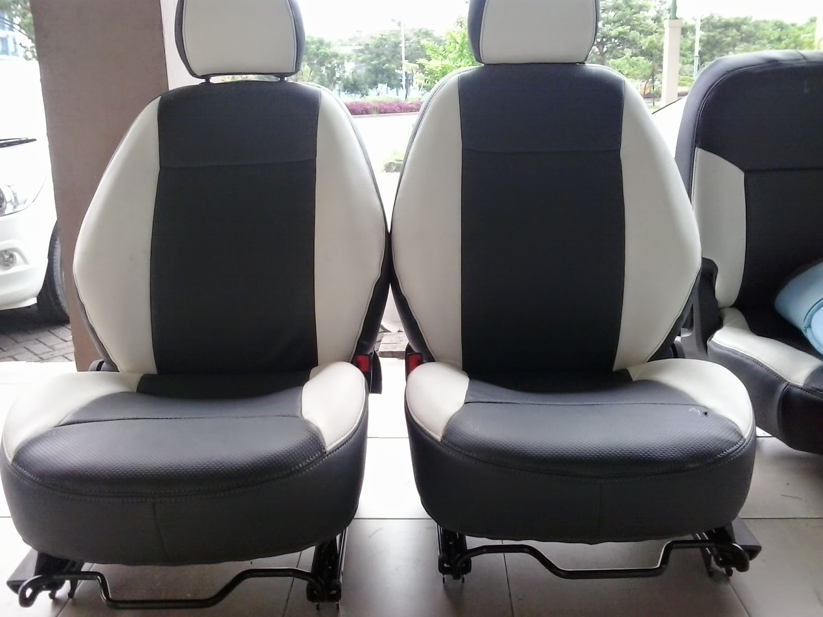 Modif Mobil: Top Modifikasi Jok Mobil Apv Terbaru