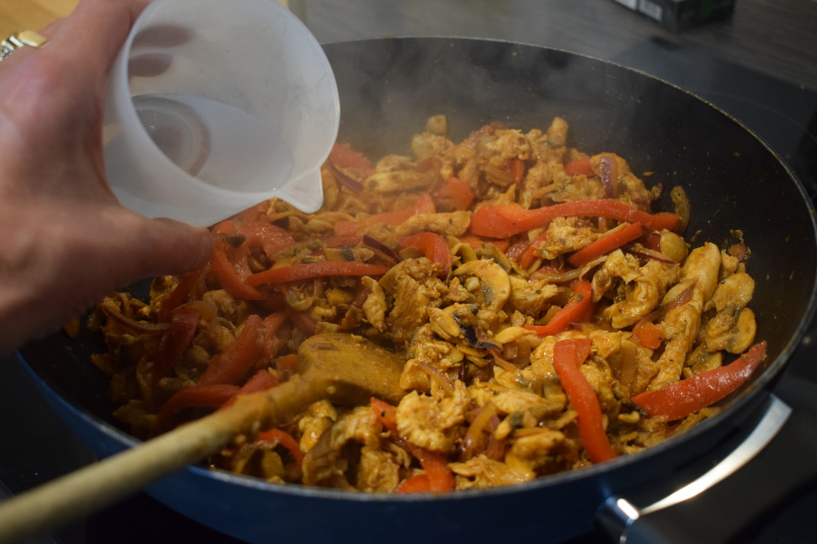 Homemade chicken gyros and rice - Zelfgemaakte kipgyros met rijst*