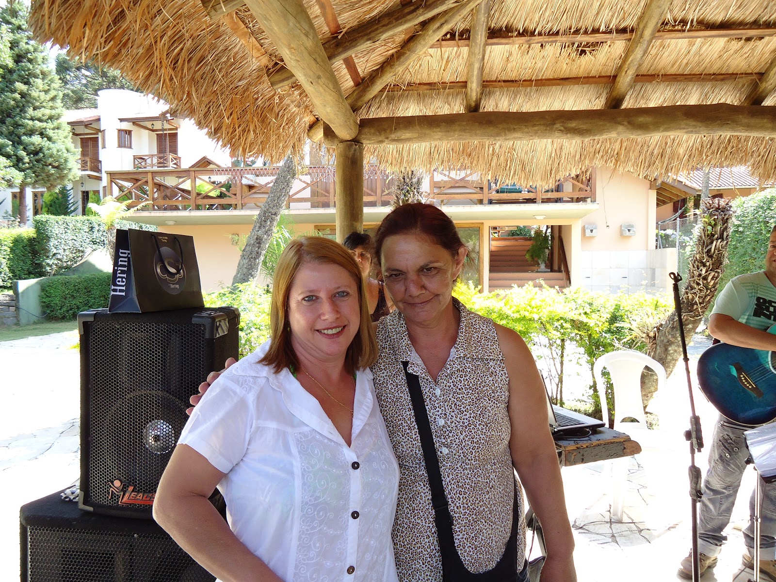 ESCOLA MUNICIPAL MARIA EMÍLIA GOMES CARVALHO