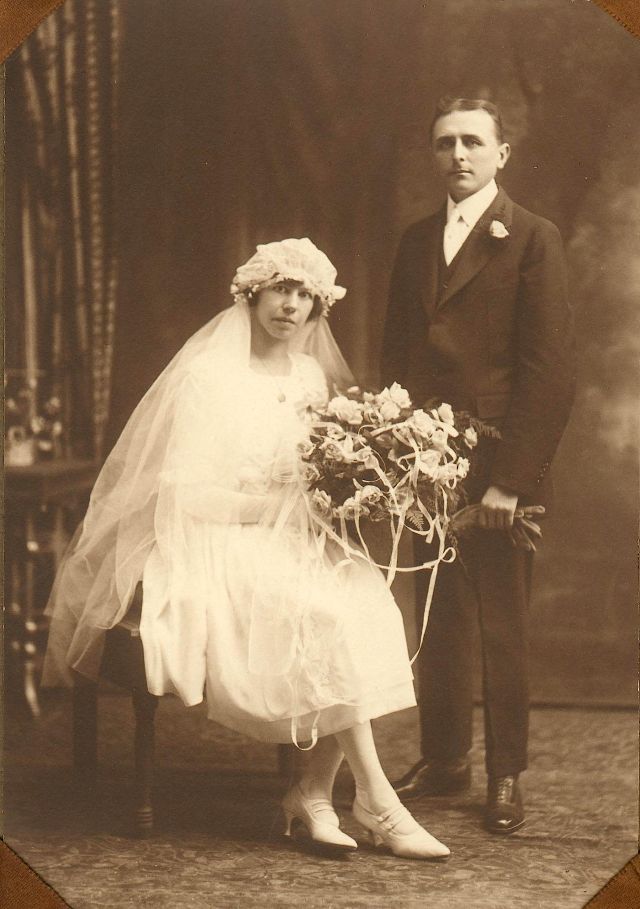 The Roaring Twenties Wedding Styles: Fabulous Photos of Newlyweds From ...