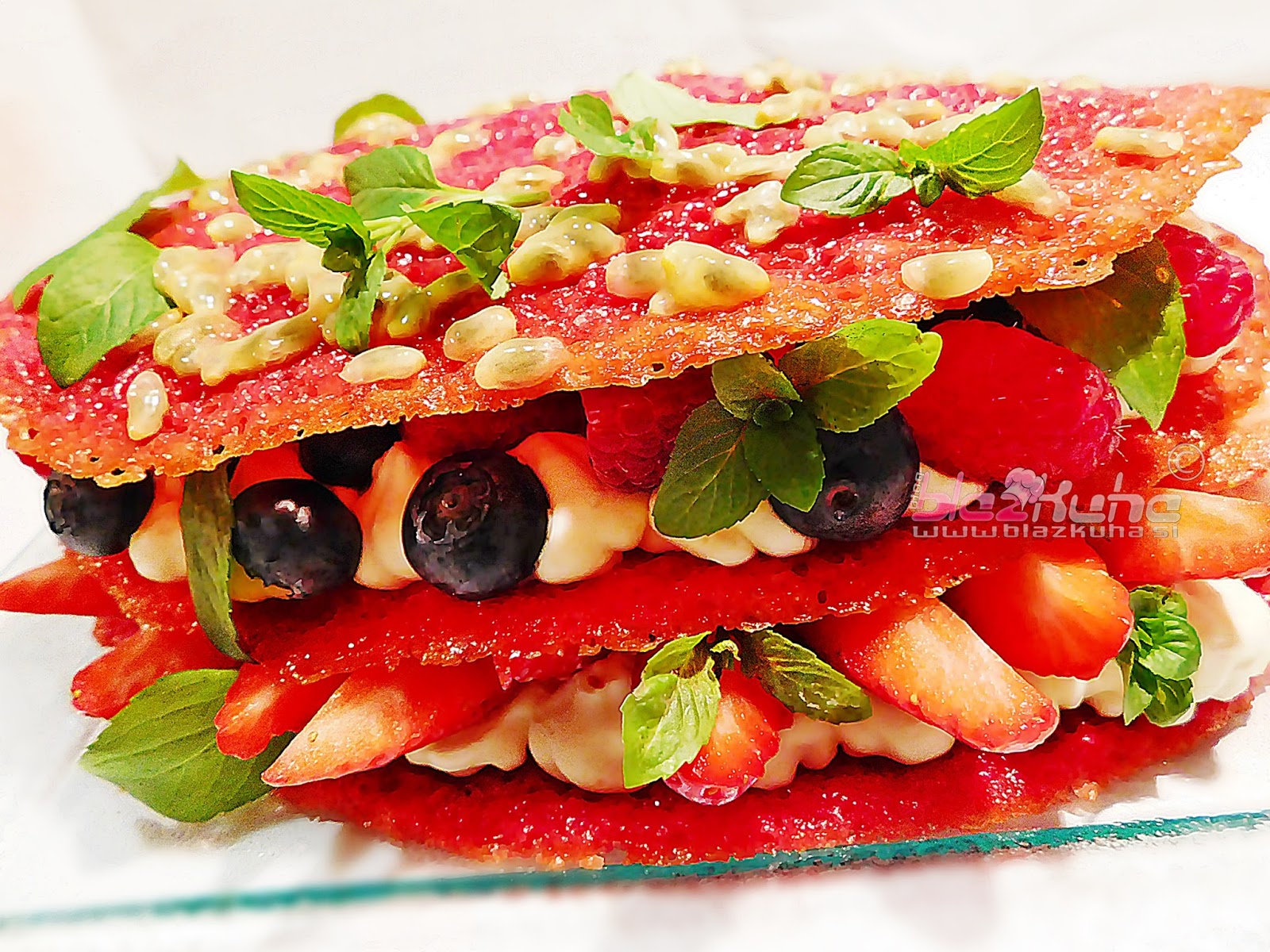 Hrustljava sadna torta | BLAŽ KUHA - kuharski blog