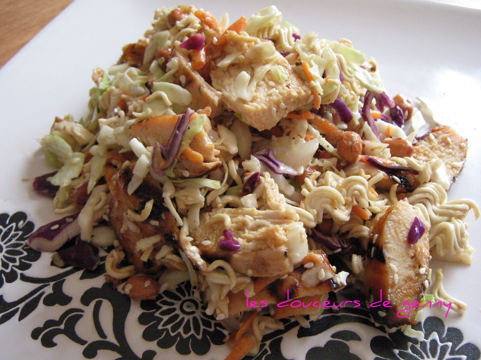 Les douceurs de genny: SALADE DE CHOUX À L'ASIATIQUE