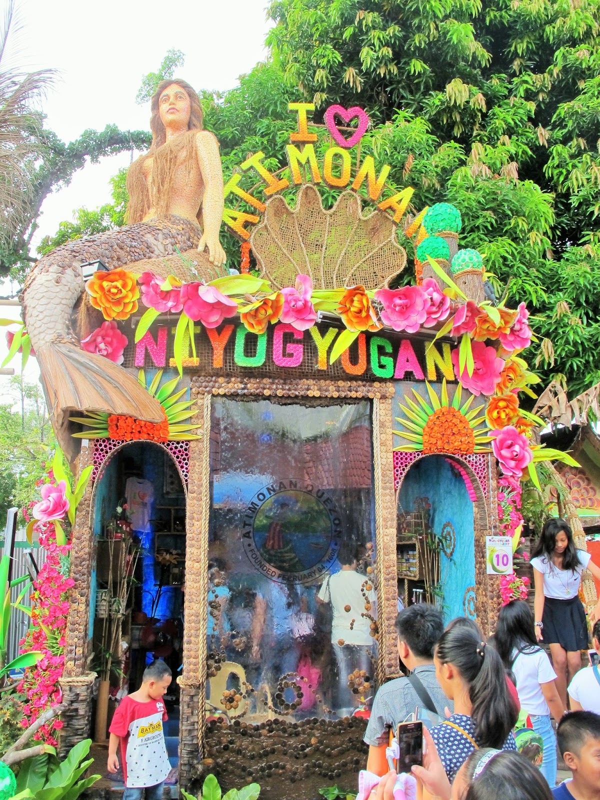 Gridcrosser: Coconut Creativity: Spectacles and Festivity at Quezon’s ...