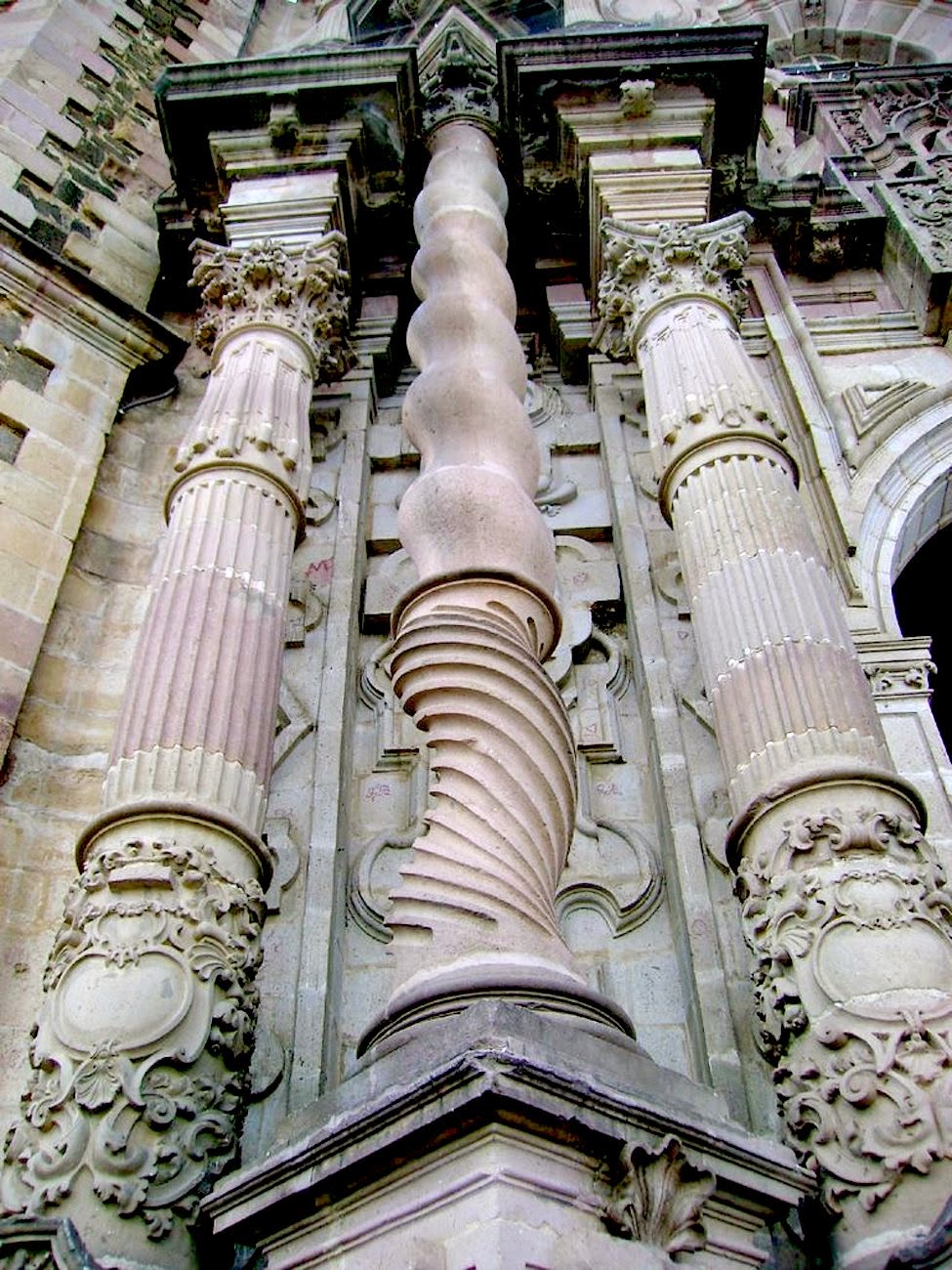 colonialmexico: NEOSTYLE: Santiago Tianguistenco