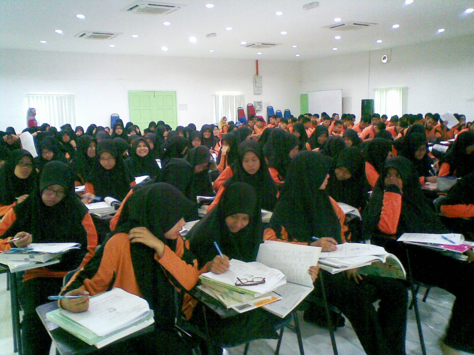 Rozaini Othman (Guru Cemerlang Biologi)