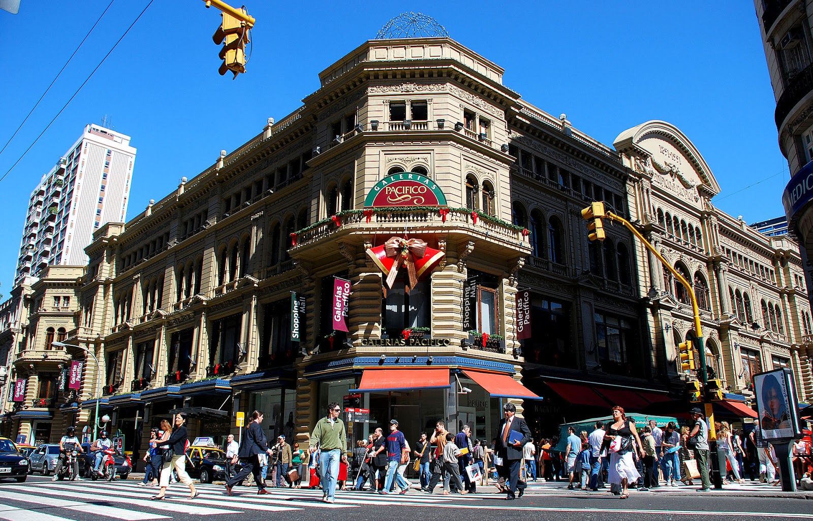 Curioseandando: Paseos por Buenos Aires: Galerías Pacífico (1/07/2016)