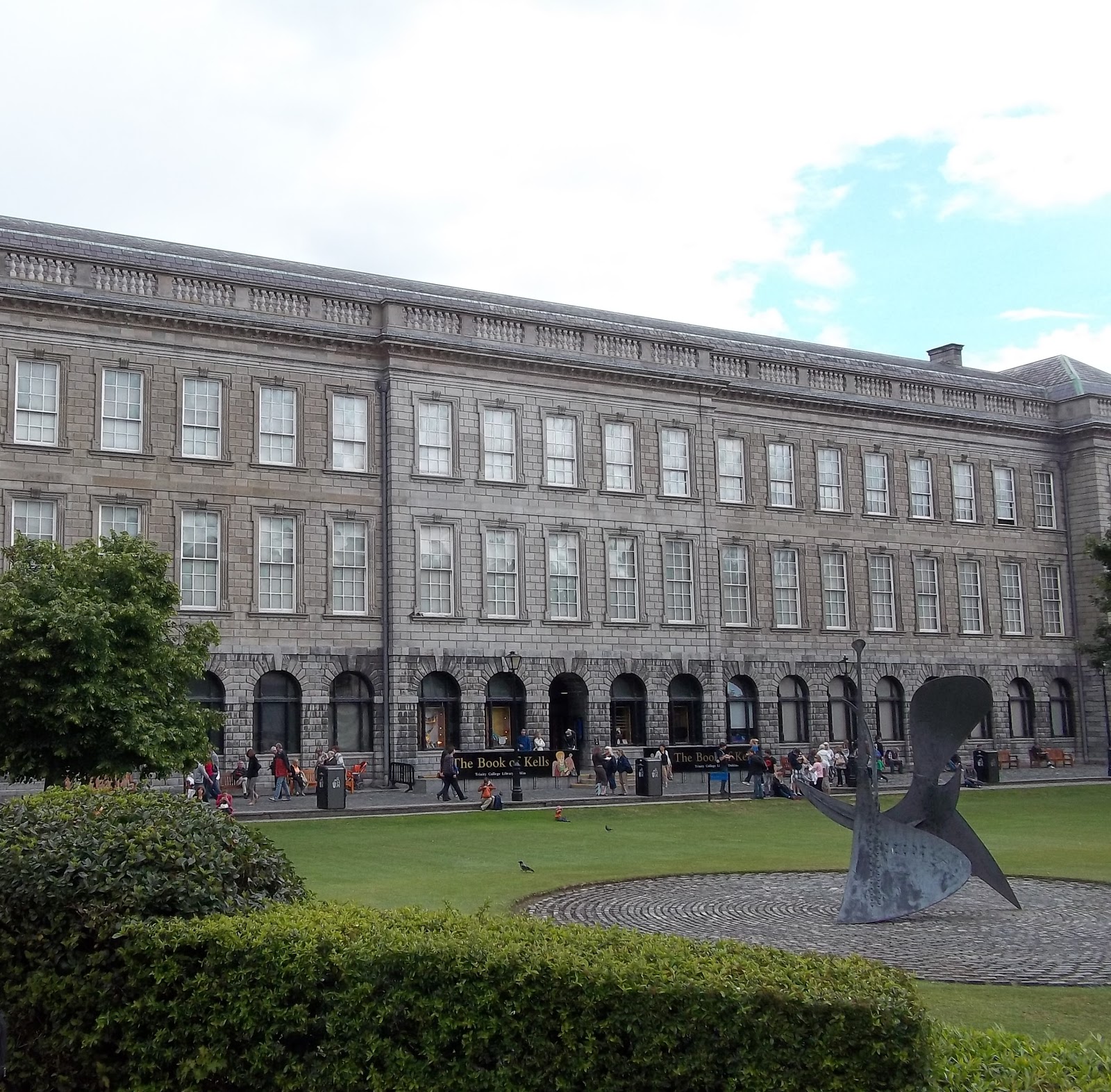 eat, drink & be terry: Churches & Guinness! Aye, Ireland!