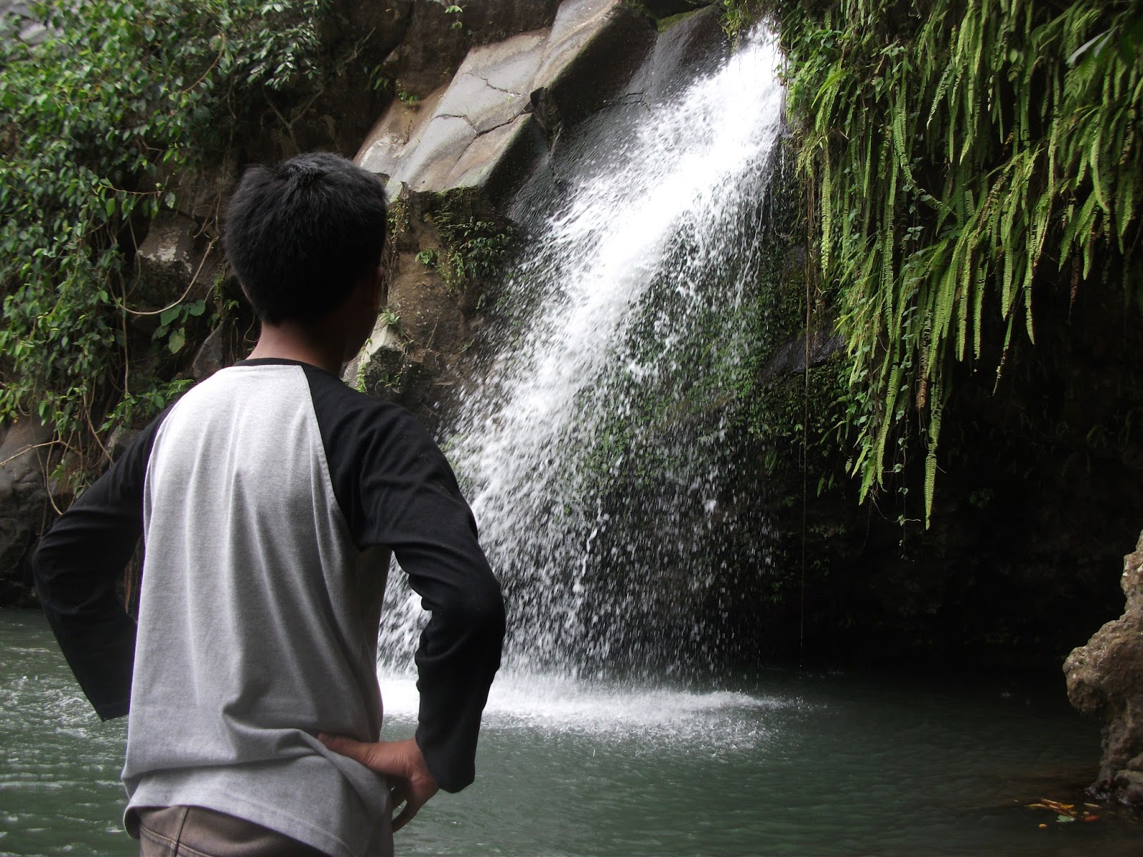 Andelet: Air Terjun Way Lalaan