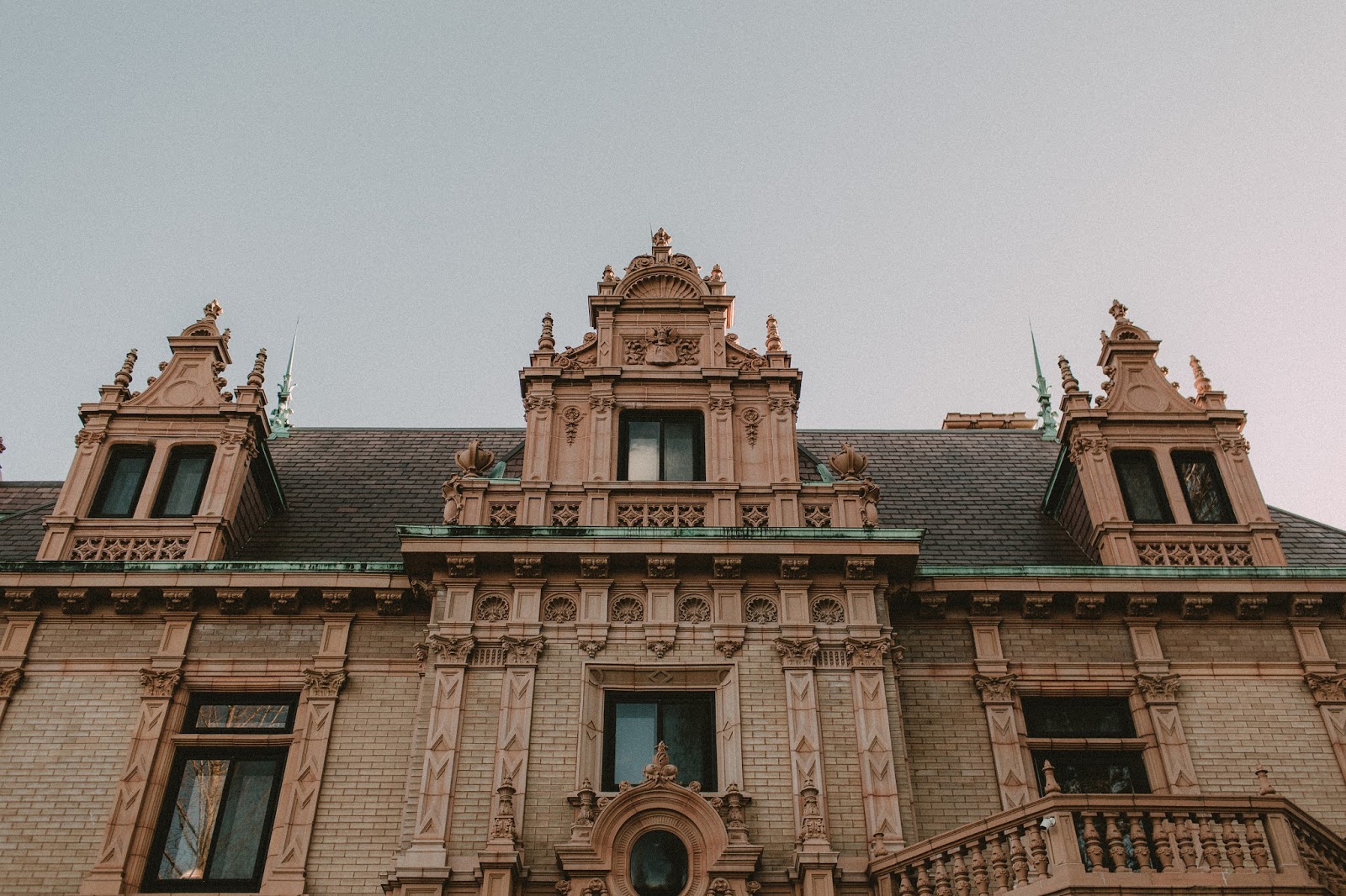 Elope at Magic Chef Mansion