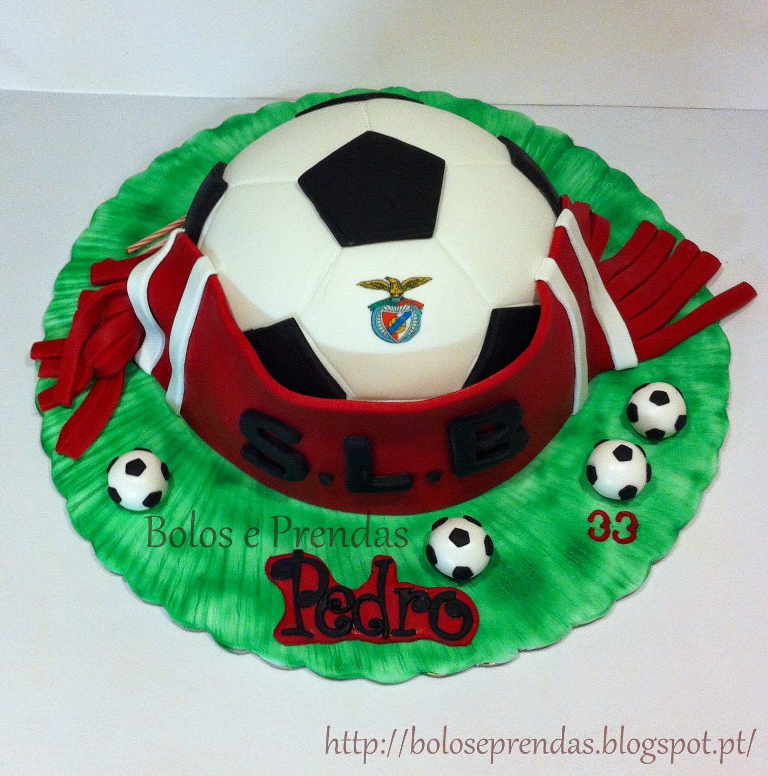 Carla Moreira - Cake Designer: Bolo Benfica