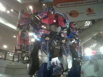 Transformers Live Action Movie Blog (TFLAMB): Transformers 3 Chevy Road ...