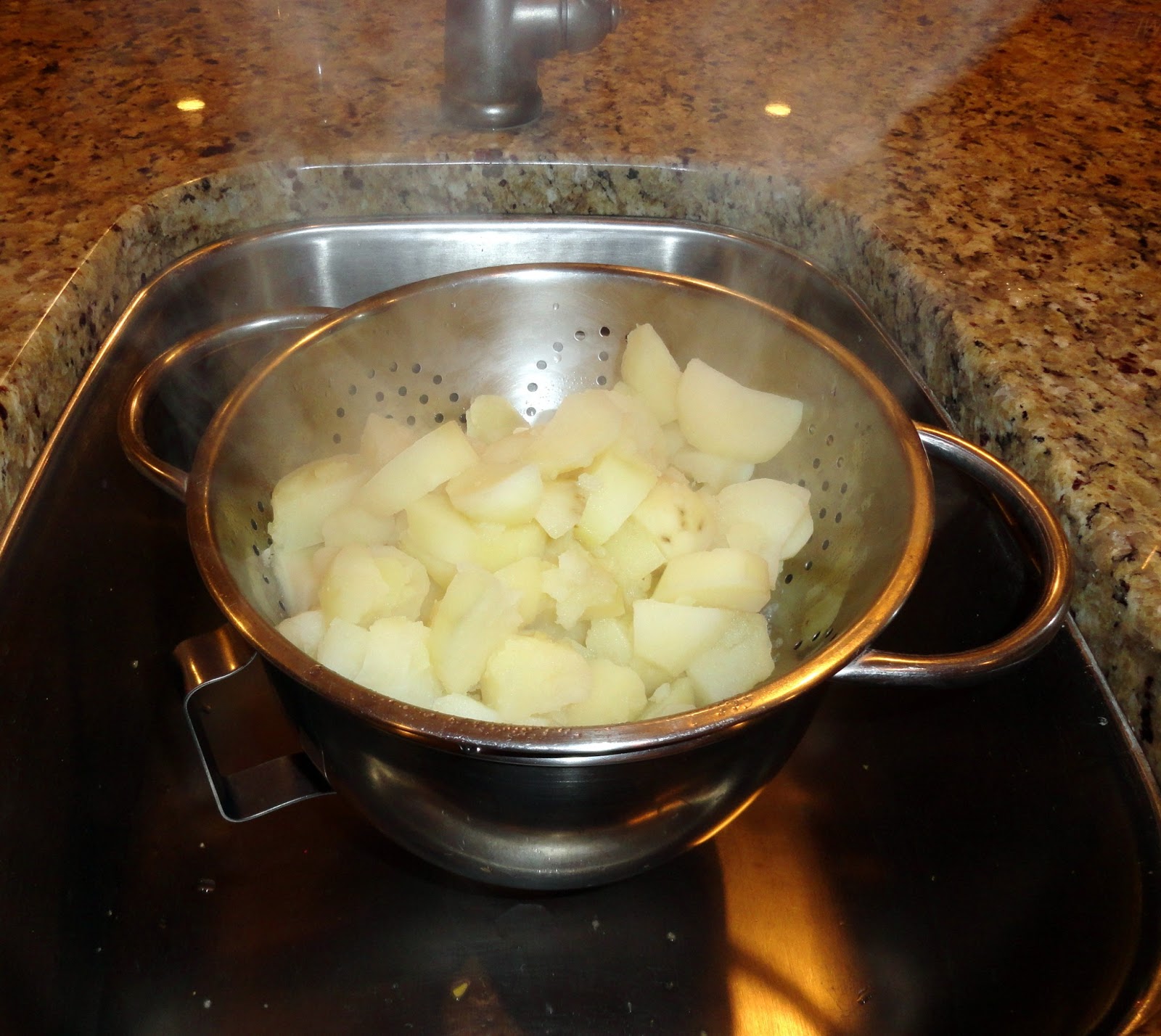 THE best homemade mashed potatoes EVER