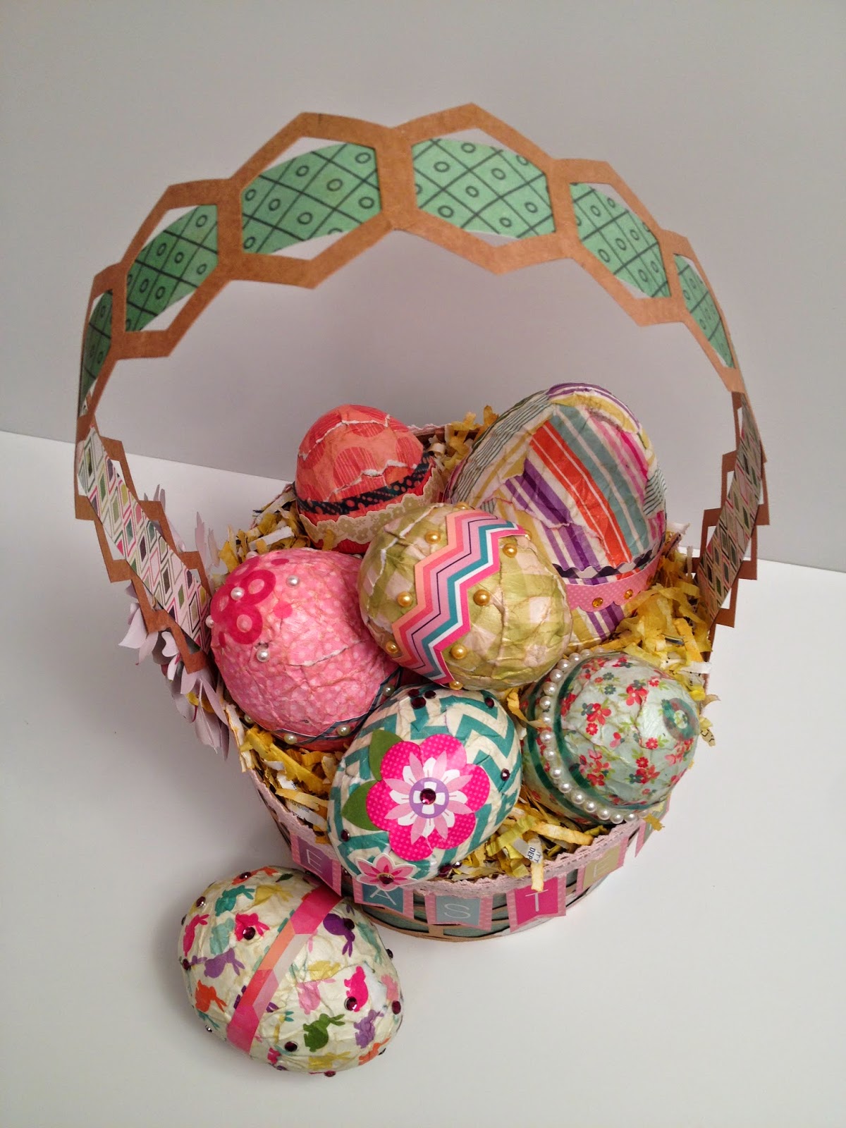 Beth Watson Design Studio: Easter Egg and Basket Tutorial