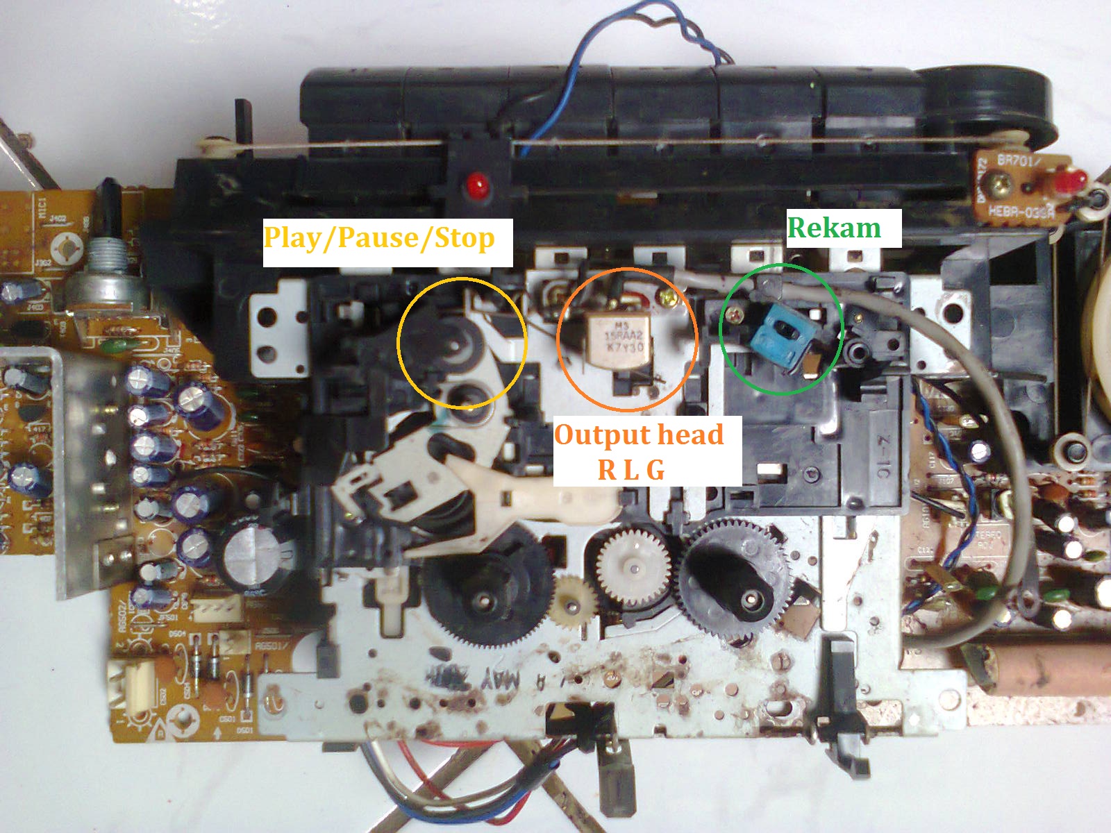 Bagian-bagian Radio Polytron Grand Compo