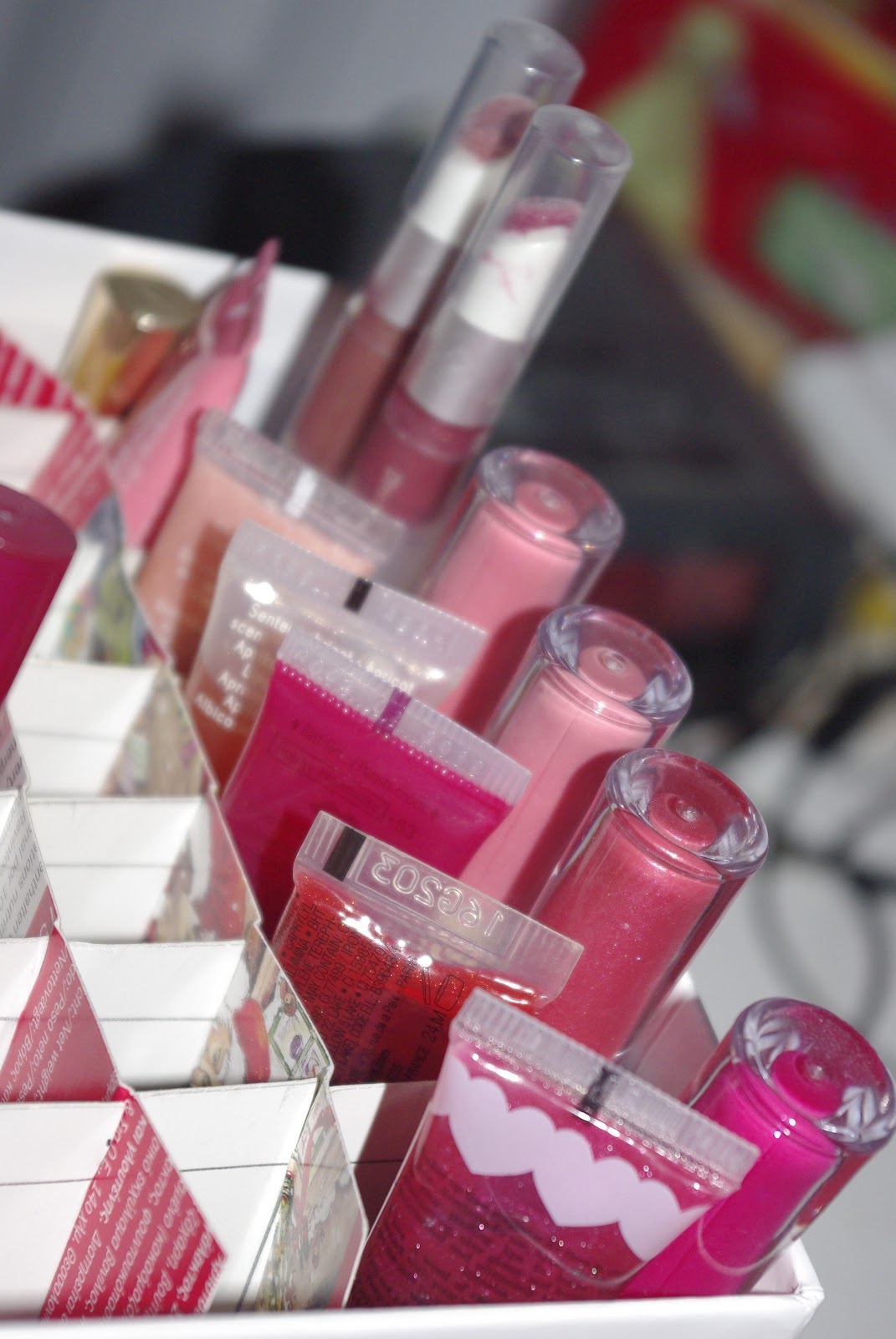 Panda de Chine: DIY : ma boîte à rouges à lèvres et gloss