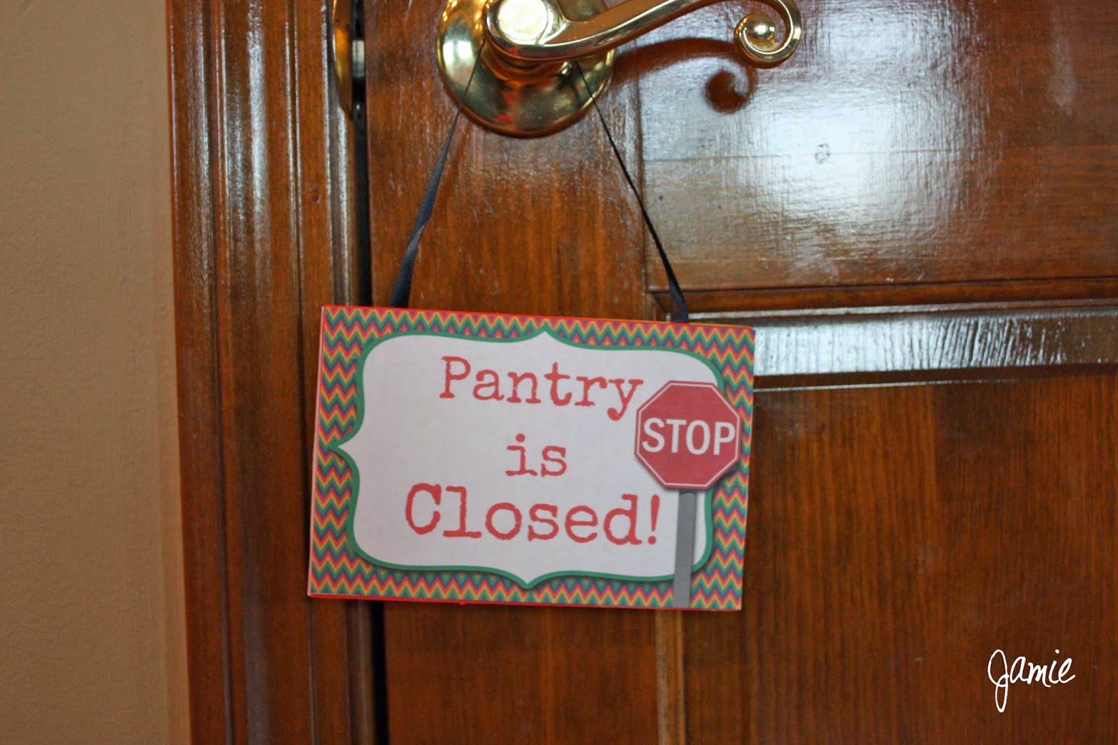 My Fashionable Designs: Pantry Open & Closed Sign Project with FREE ...