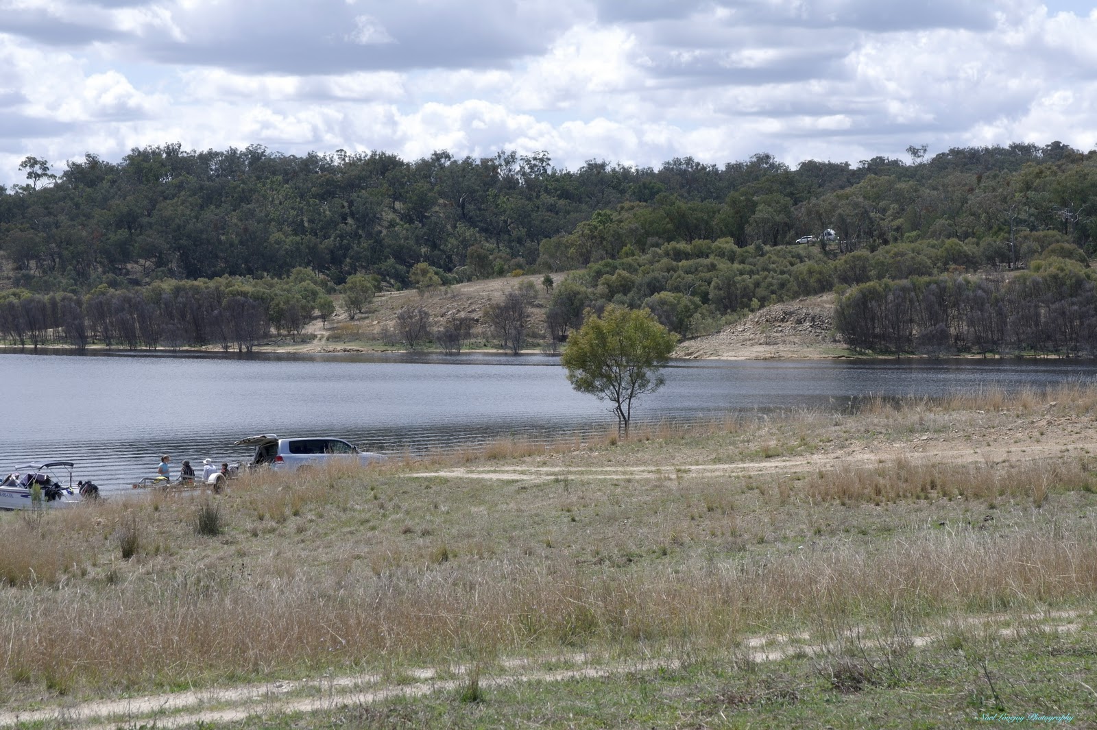 Avan Touring in Australia: Inverell and Copeton Dam - 27th September