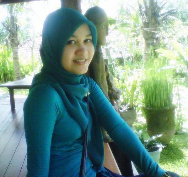 10 Hijaber Ini Bikin Geregetan Aja - Mata Jilboobs