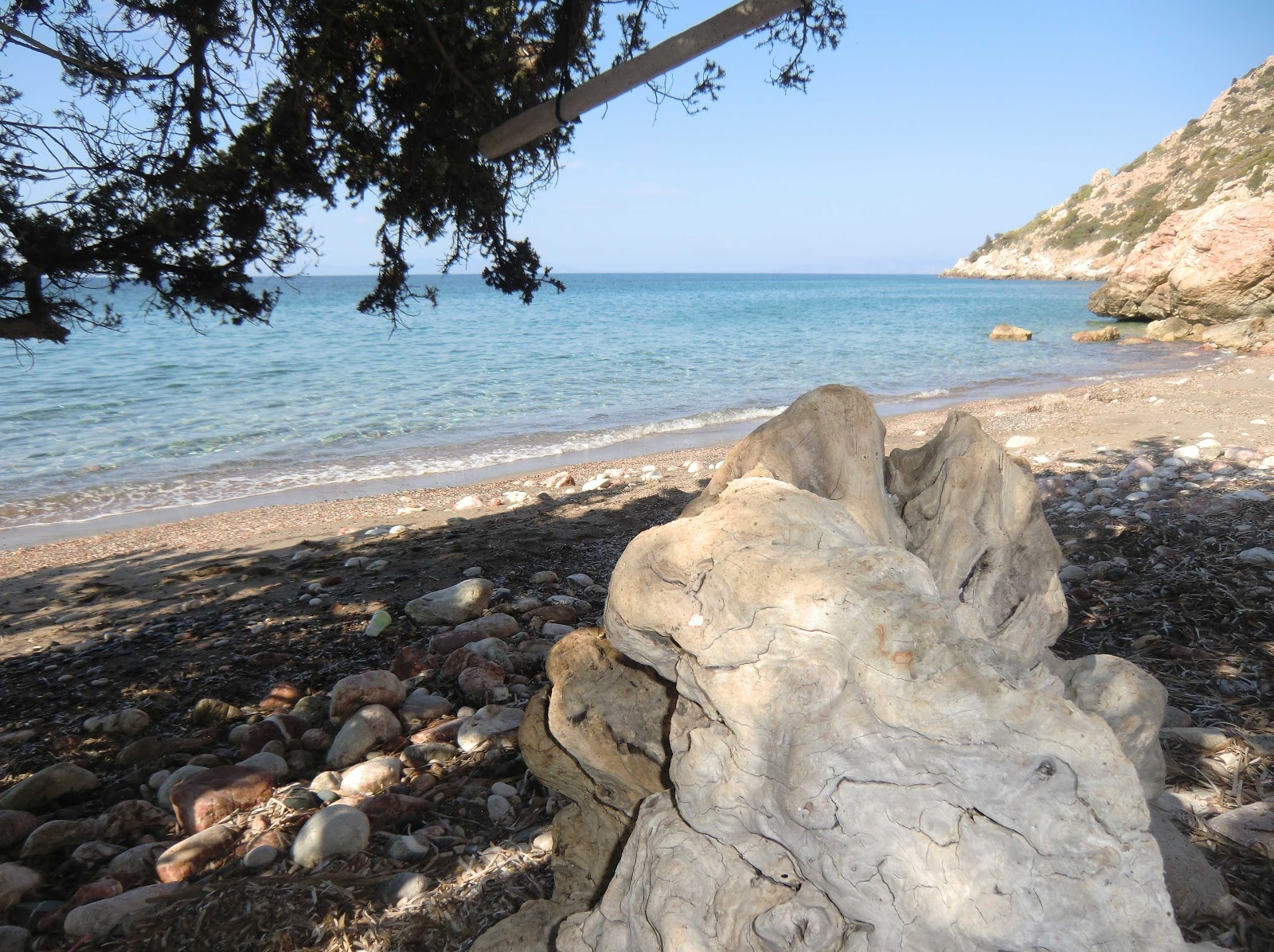 Wandelingen: Rhodos: over de heuvels en langs de kust naar het Kastello