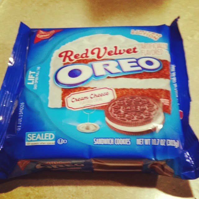 Endlessly Delicious Life: Taste Test: Red Velvet Oreos
