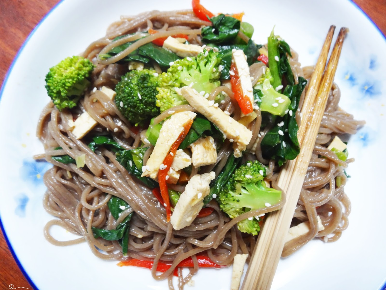 M x K: QUICK VEGETARIAN SOBA STIR FRY