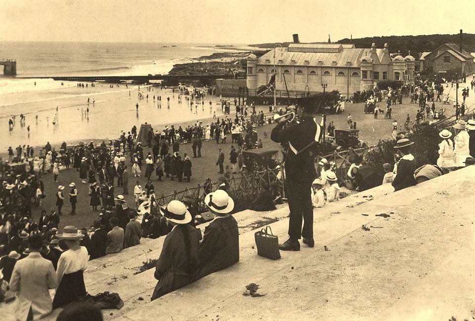 Port Elizabeth Daily Photo: Then and Now - Humewood Beach