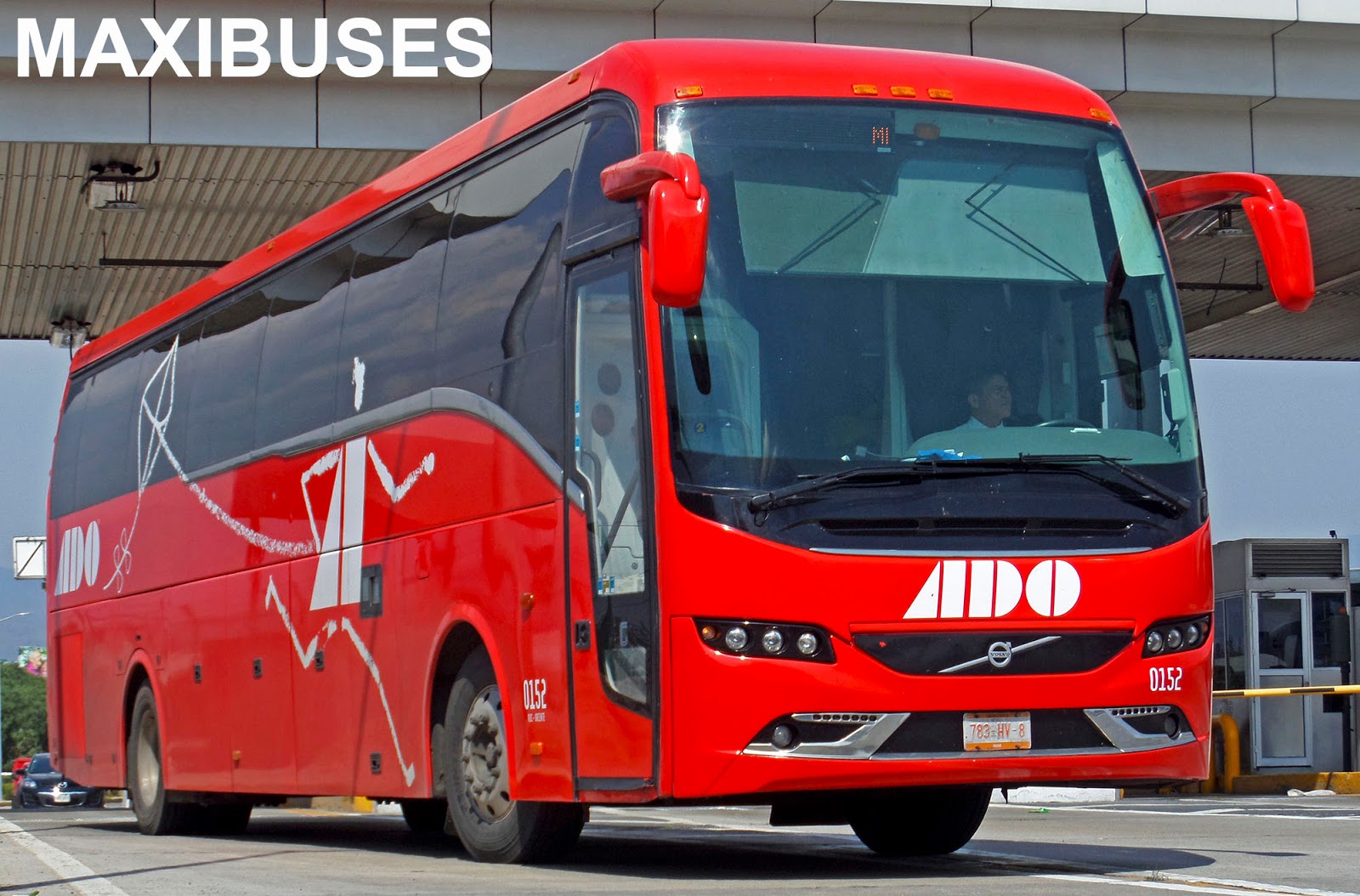 MAXIBUSES: AUTOBUSES DEL ORIENTE (ADO)
