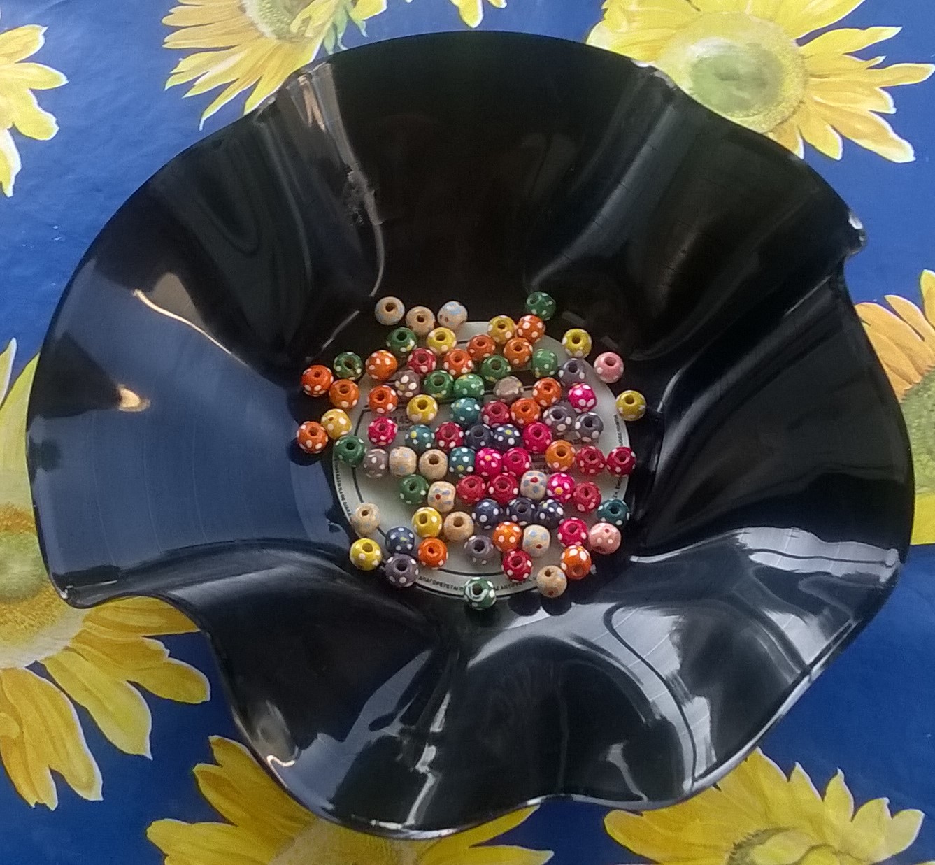 Craftartista: Vinyl bowl