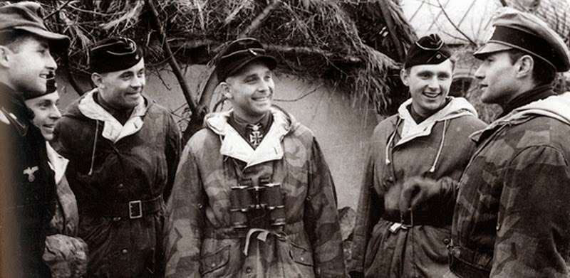 NAZI JERMAN: Foto Franz Bäke, Jenderal Sekaligus Dokter Gigi