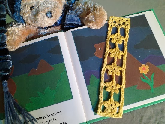 Free Pattern: Shining Stars Bookmark