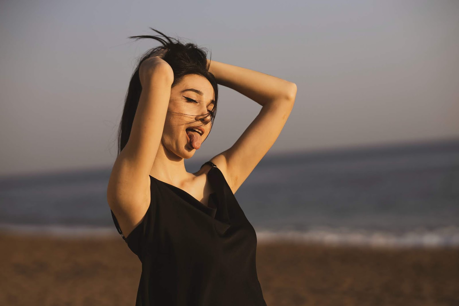 "Get an eyeful" nghĩa là gì?