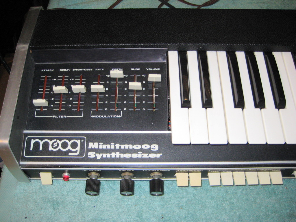 MATRIXSYNTH: Moog MinitMoog Synthesizer SN 2268