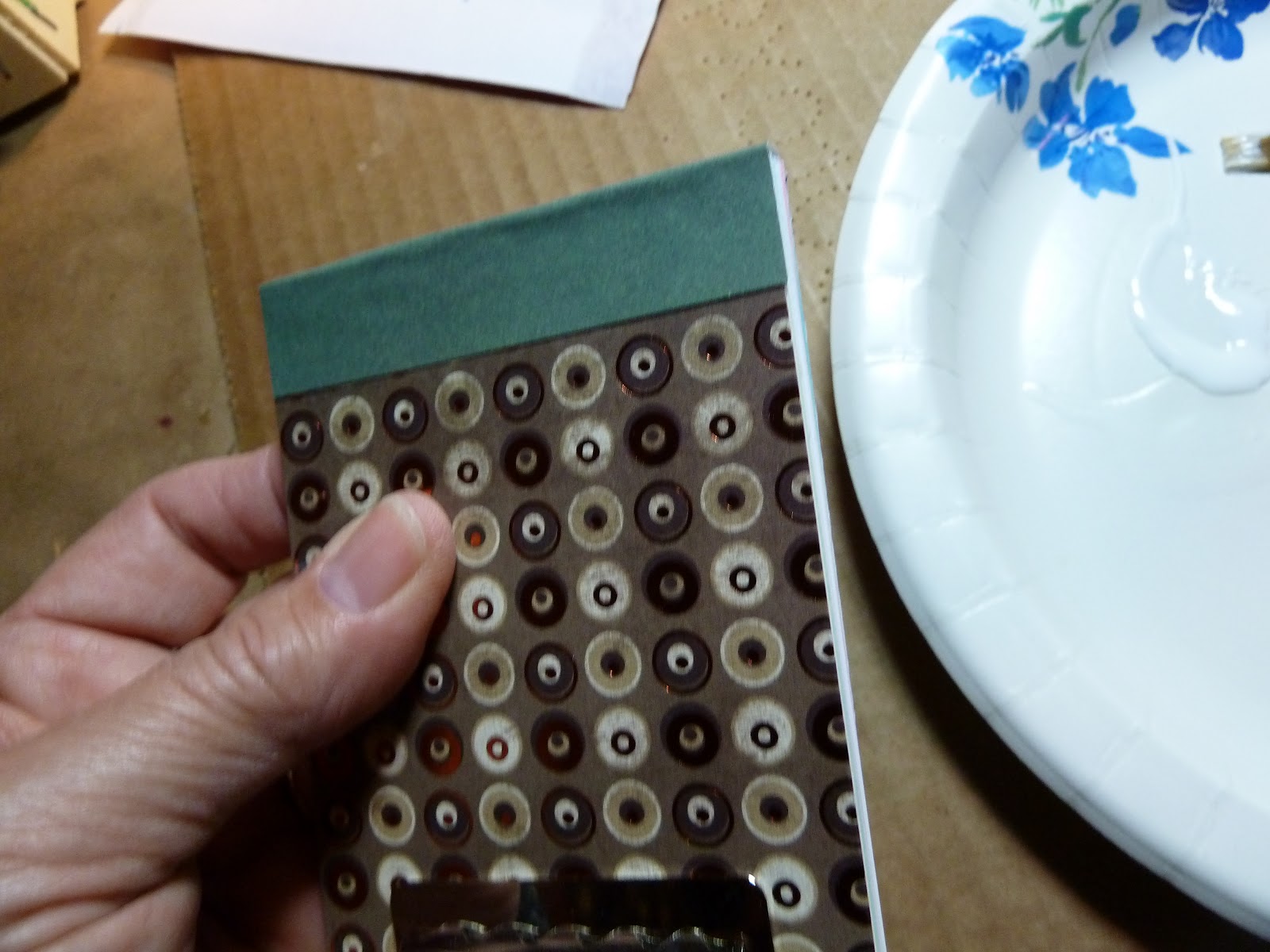 Make it easy crafts: Recycled envelope notepad