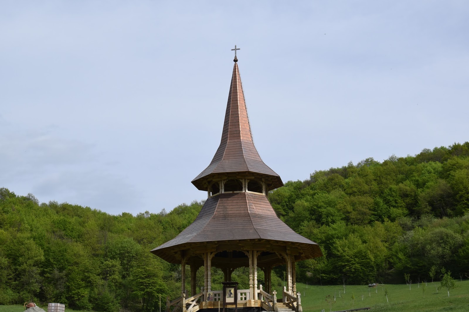 Manastirea Nuseni – Dar!