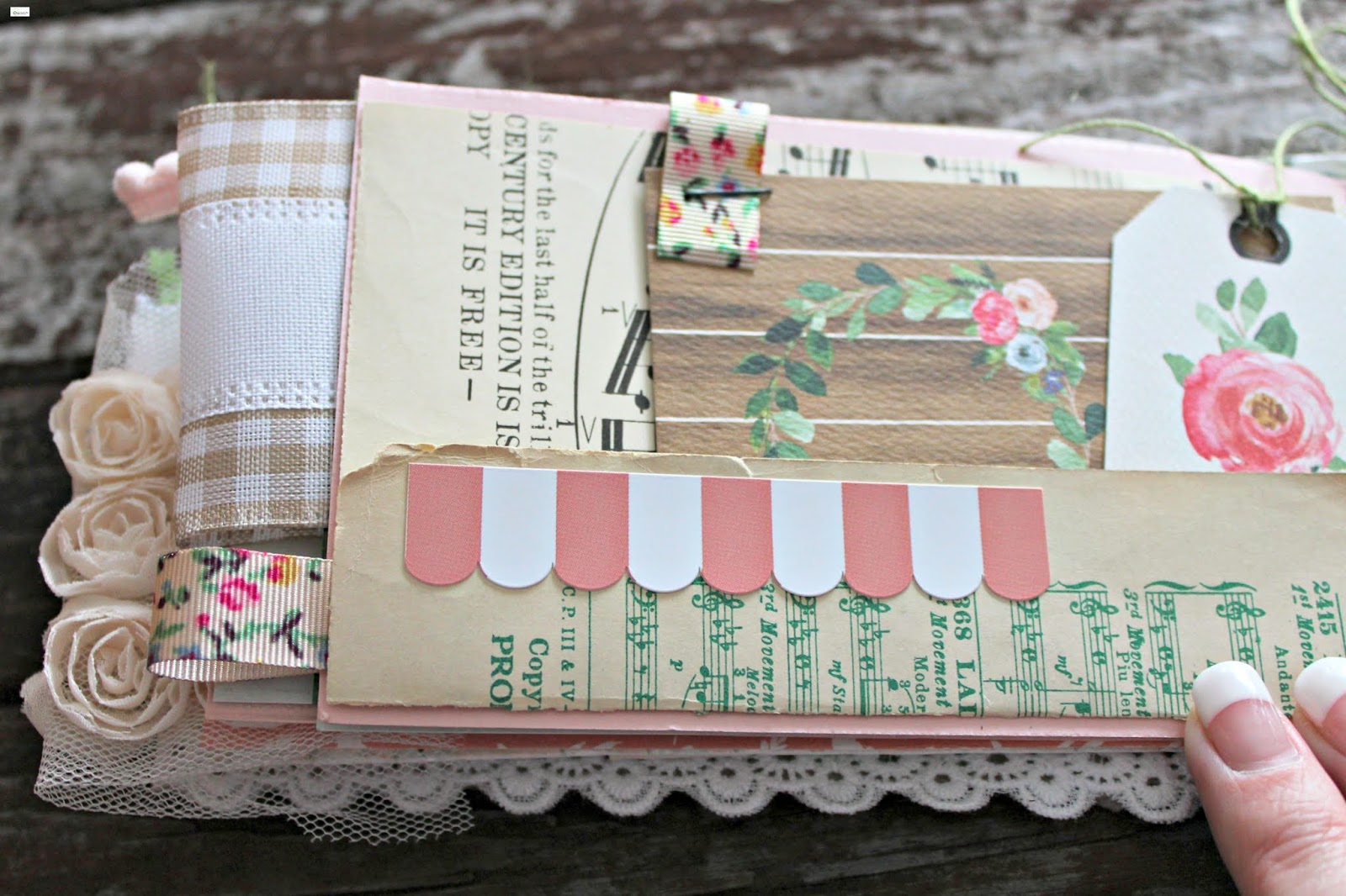 Hello Spring Junk Journal | Caravan Sonnet