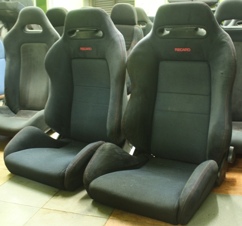 Dingz Garage: Seat RECARO Black