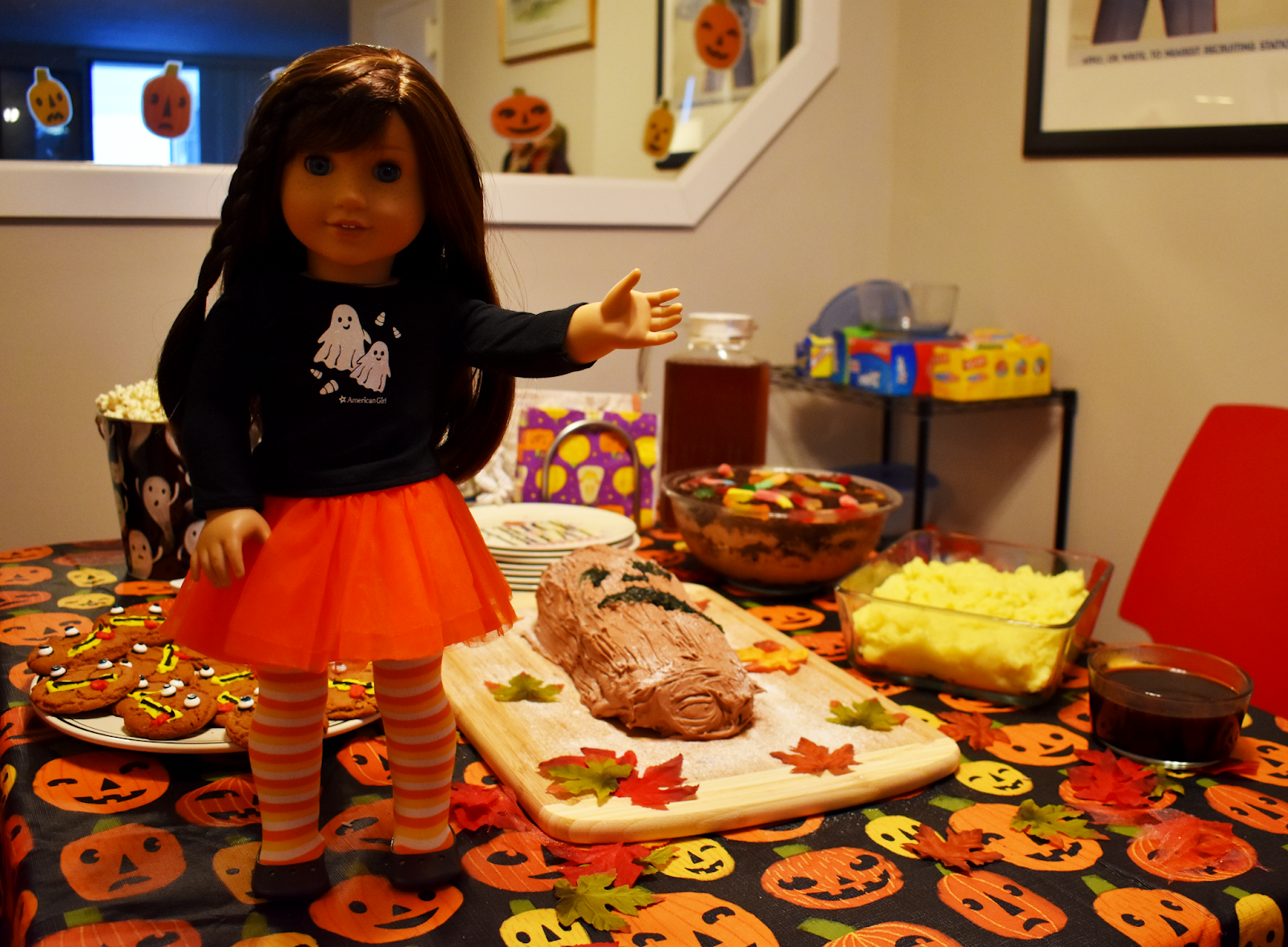 A Peek into the Pantry: Grace's Worms in Dirt