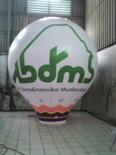 KREASI BALON: Balon Iklan Balon Udara Balon Promosi
