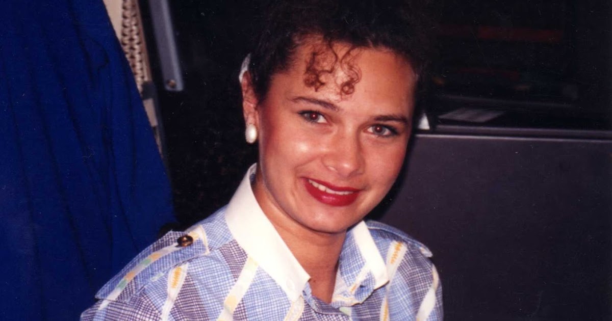 cincotta-cafarella: Julia Cafarella in 1991