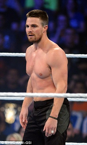 Pink And Hot Stephen Amell Goes Shirtless For Wwe