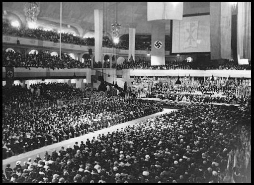 Rosa Rubicondior: Famous Christians - Adolf Hitler